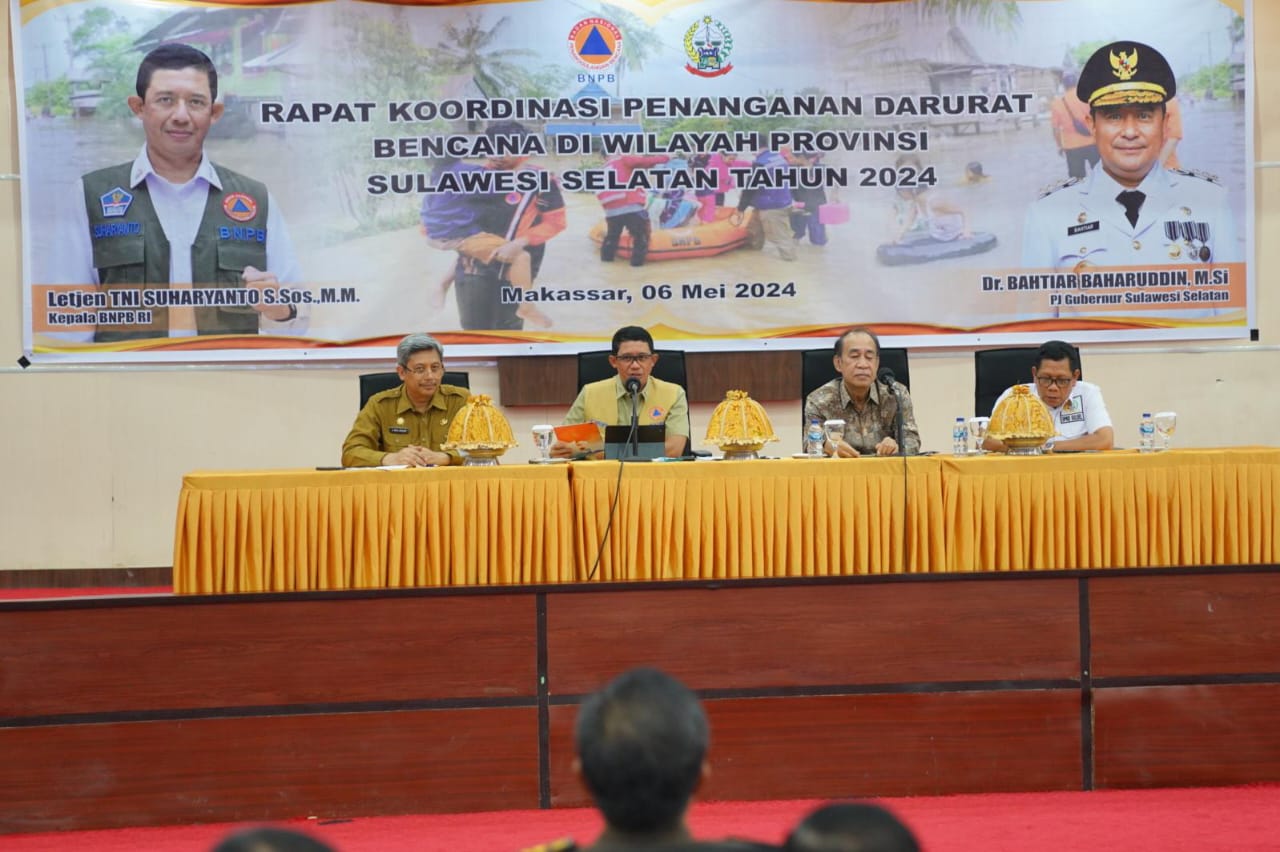 BNPB Beri Bantuan DSP Rp 2,5 Miliar Beserta Logistik untuk Bencana di Sulsel – SUARA BHINEKA